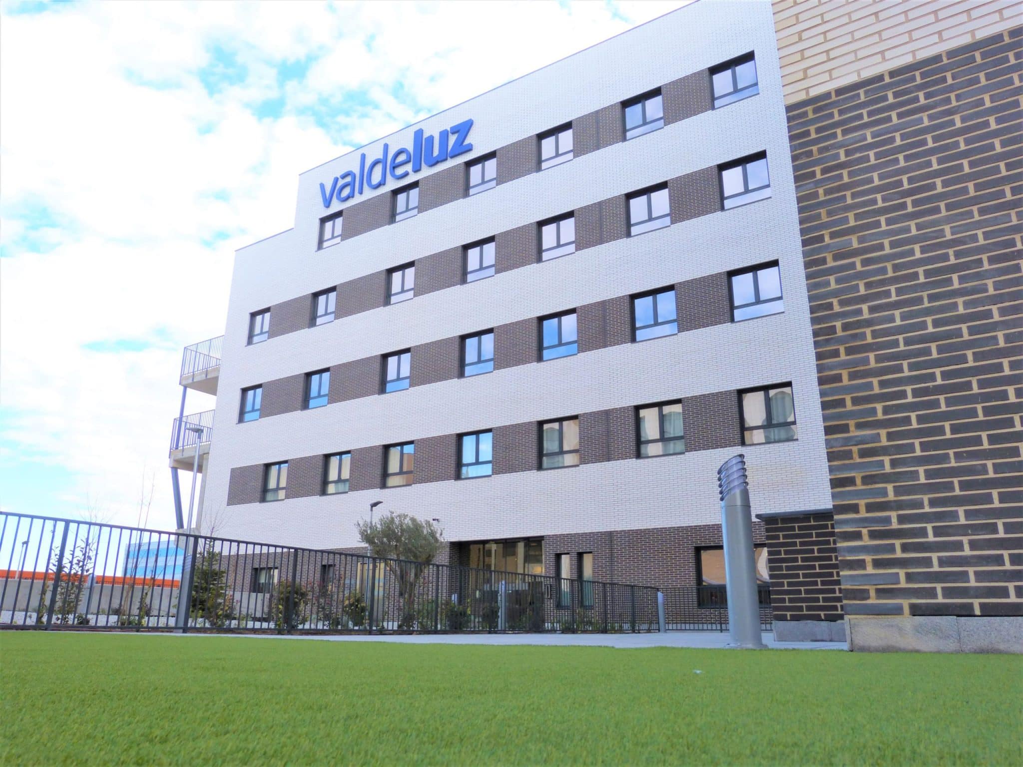 Residencias de mayores. Valdeluz Mayores. Para ellos, busca lo mejor